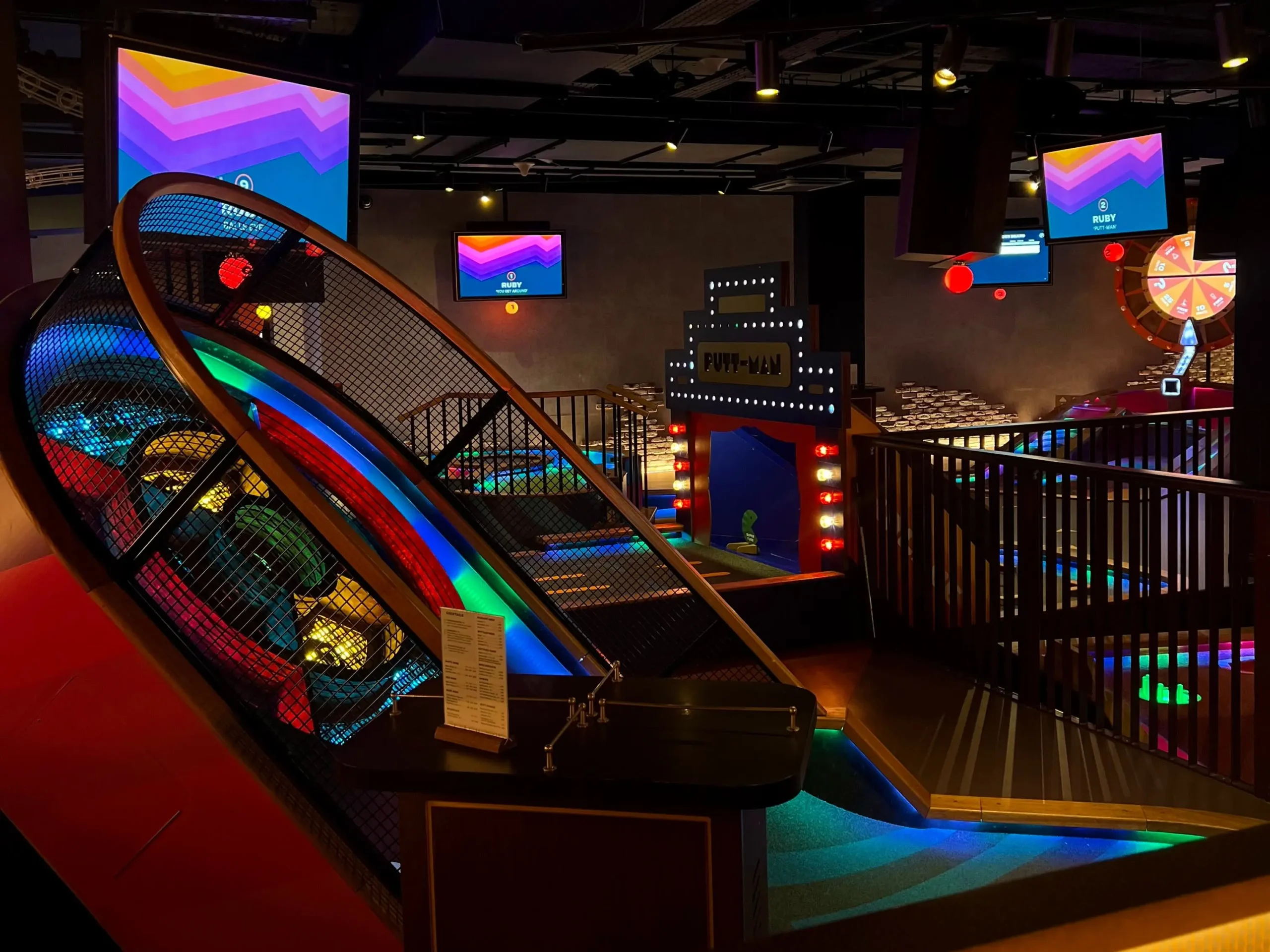 Puttshack | High Tech Mini Golf in London, Essex & USA | Crazy Golf