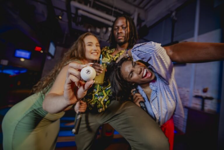 Puttshack Addison | Upscale Mini Golf, Bar & Restaurant